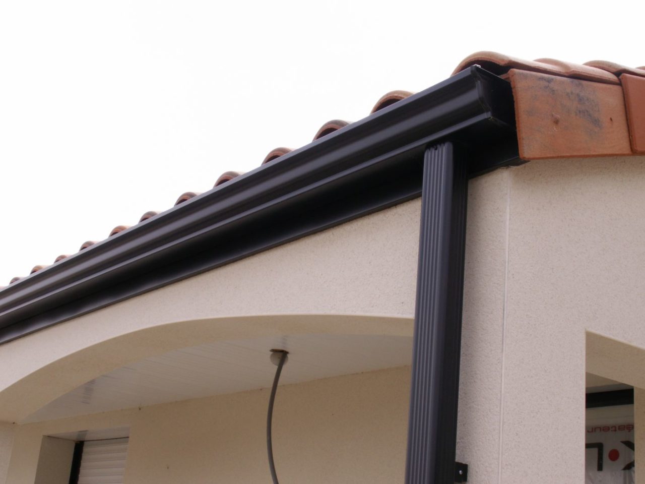 Quels sont les termes techniques utilisés pour les gouttières ? - Alu G